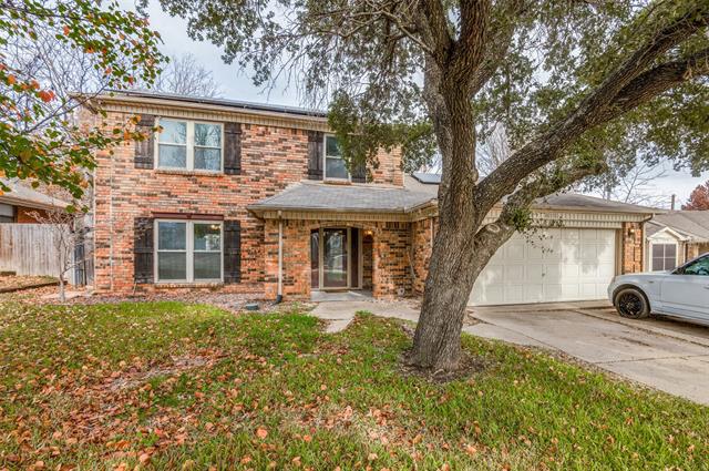 Roam | Buy 615 Mission Hills Dr, Arlington, TX with a 3.125% mortgage ...